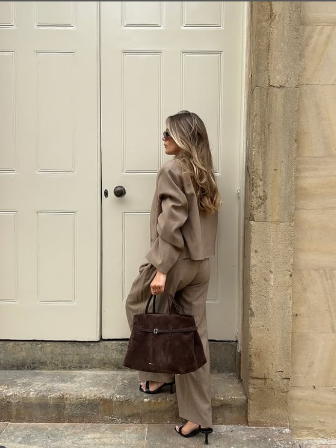 Fall Outfits 2025: Trendy & Cozy Looks for Autumn - The Diy Hostess